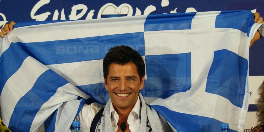 The Complete List of Countries With Blue and White Flags - 33travels