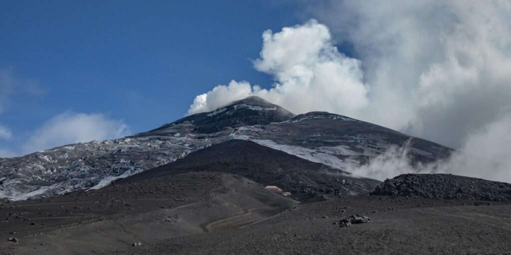 The Complete List of Active Volcanoes in South America - 33travels