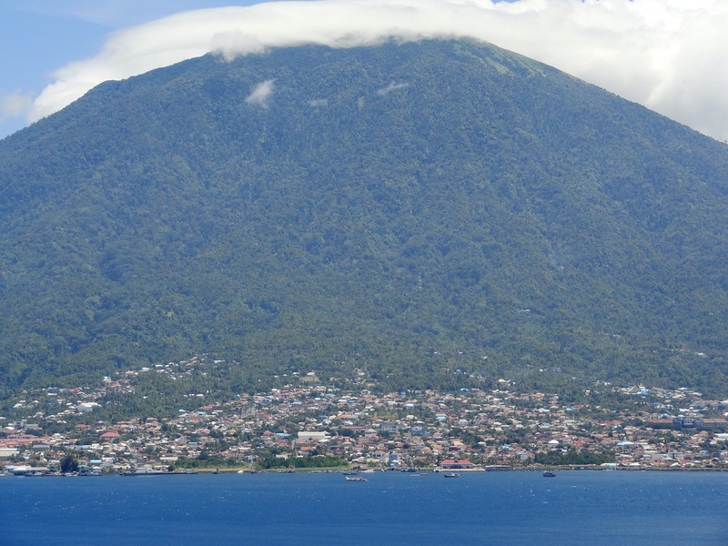 The Complete List of Active Volcanoes in Indonesia - 33travels