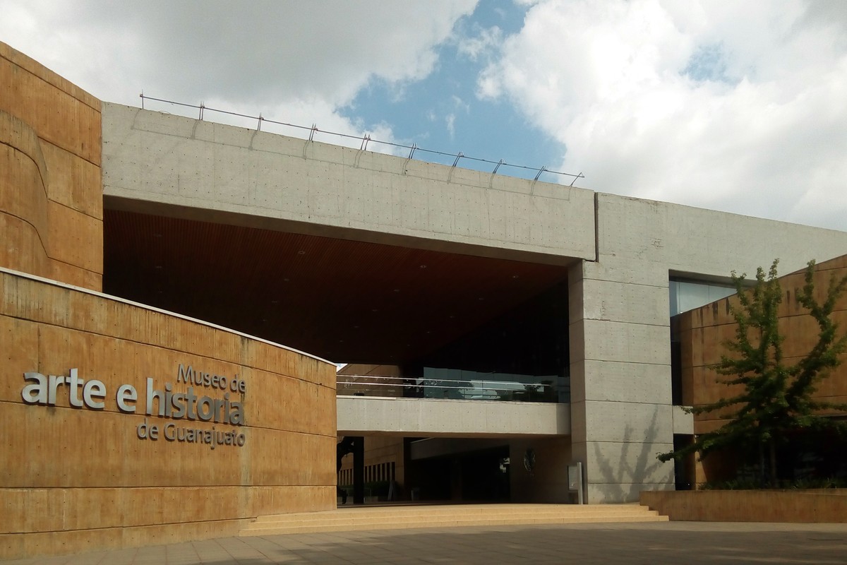 Museo de Historia del Arte in Montevideo, Uruguay - Museum Information ...